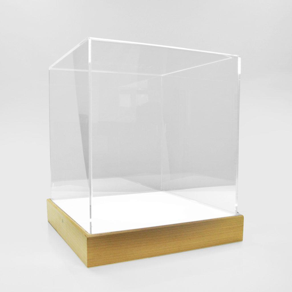 Wooden Display Case with Illumination | Acrylic & Wood | Luminati