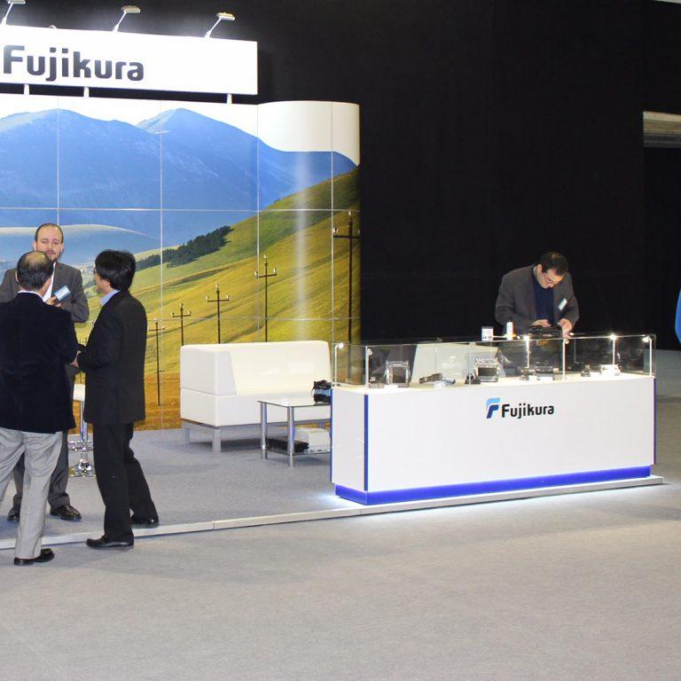 Exhibition Display Case | Bespoke | Luminati