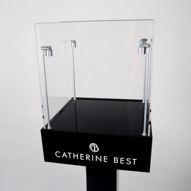 Acrylic Plinth Display Case | Luminati