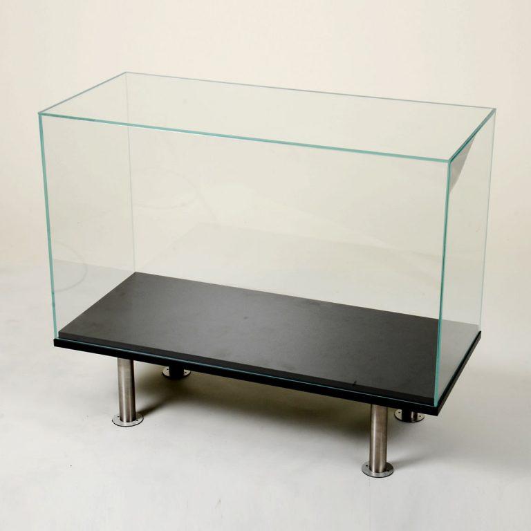 Bespoke Display Cabinets | Custom Glass Display Case | Luminati