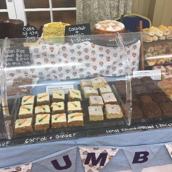 Portable Food Screen | Luminati Display Solutions