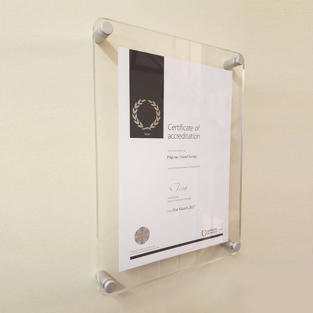 Wall Mounted Certificate & Poster Frames | Luminati