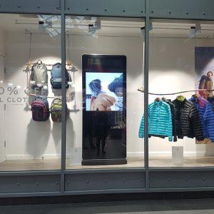 Window Advertising Screen | Advertising Screens For Shop windows | Luminati