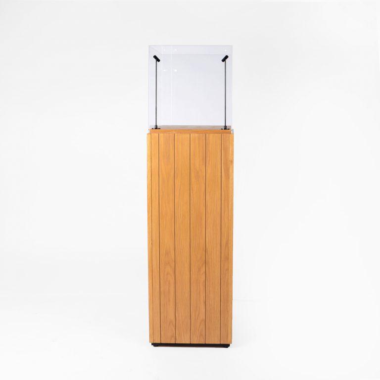 Wooden Plinth | Illuminated Display | Luminati
