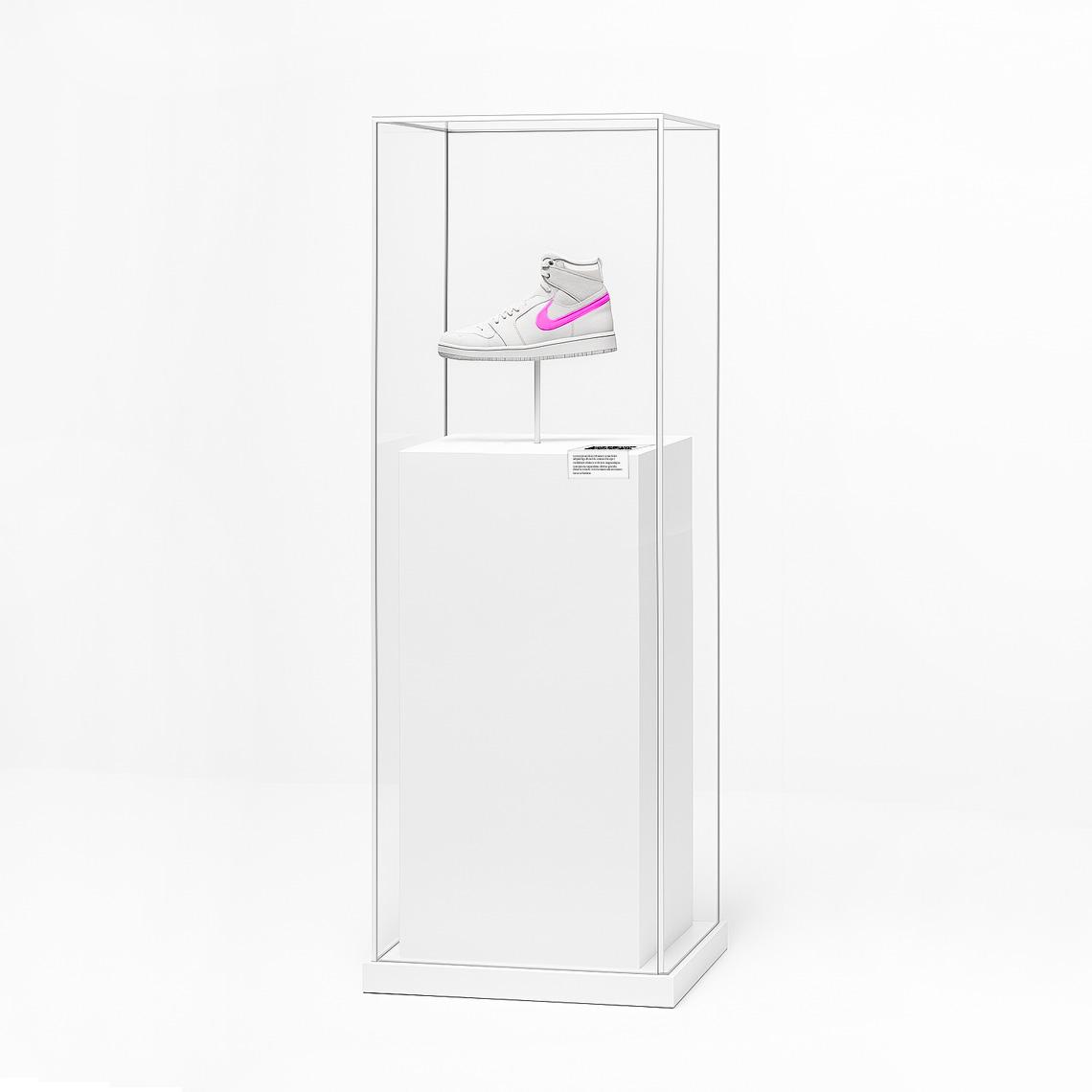 Suspended Product Feature Plinth & Display Case | Retail & Museum Display