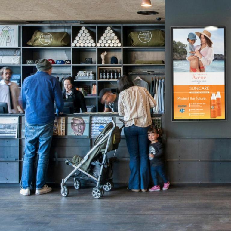 Slimline Digital Advertising Screen | Thin Digital Screen | Luminati