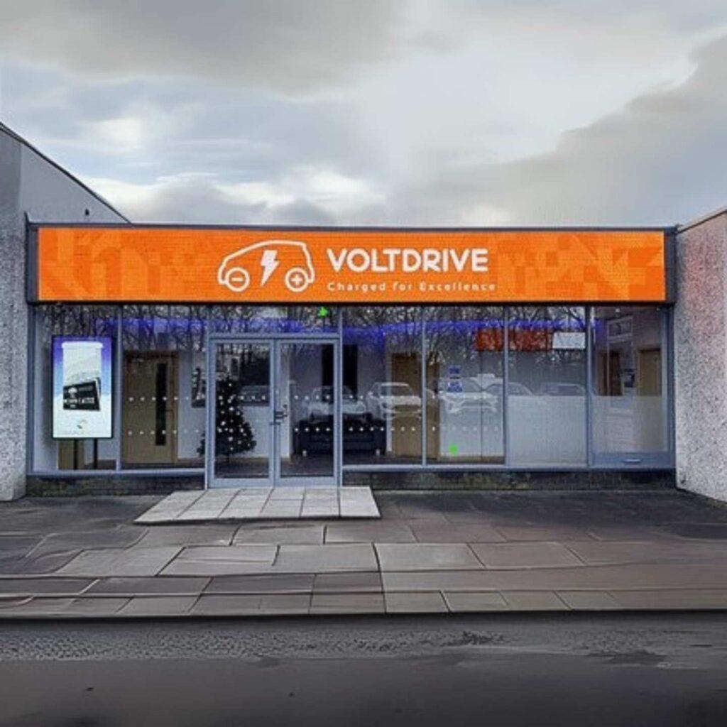 Outdoor DV-LED Shop Fascia | Digital Shop Front Display | Luminati